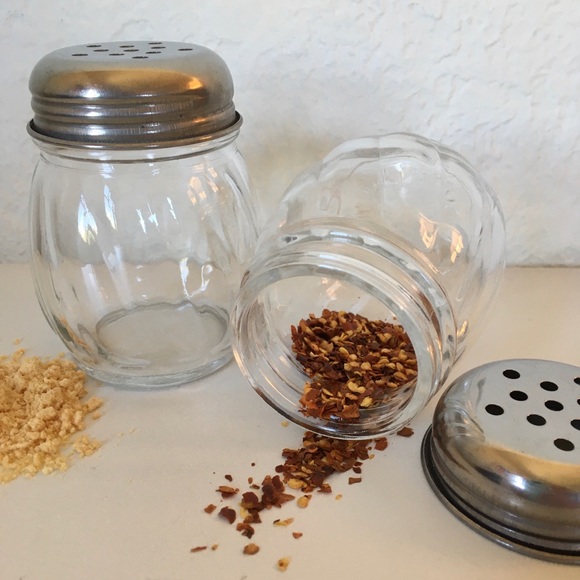 winco | Kitchen | Parmesan Cheese Chili Pequin Shakers 6oz Set 2 | Poshmark